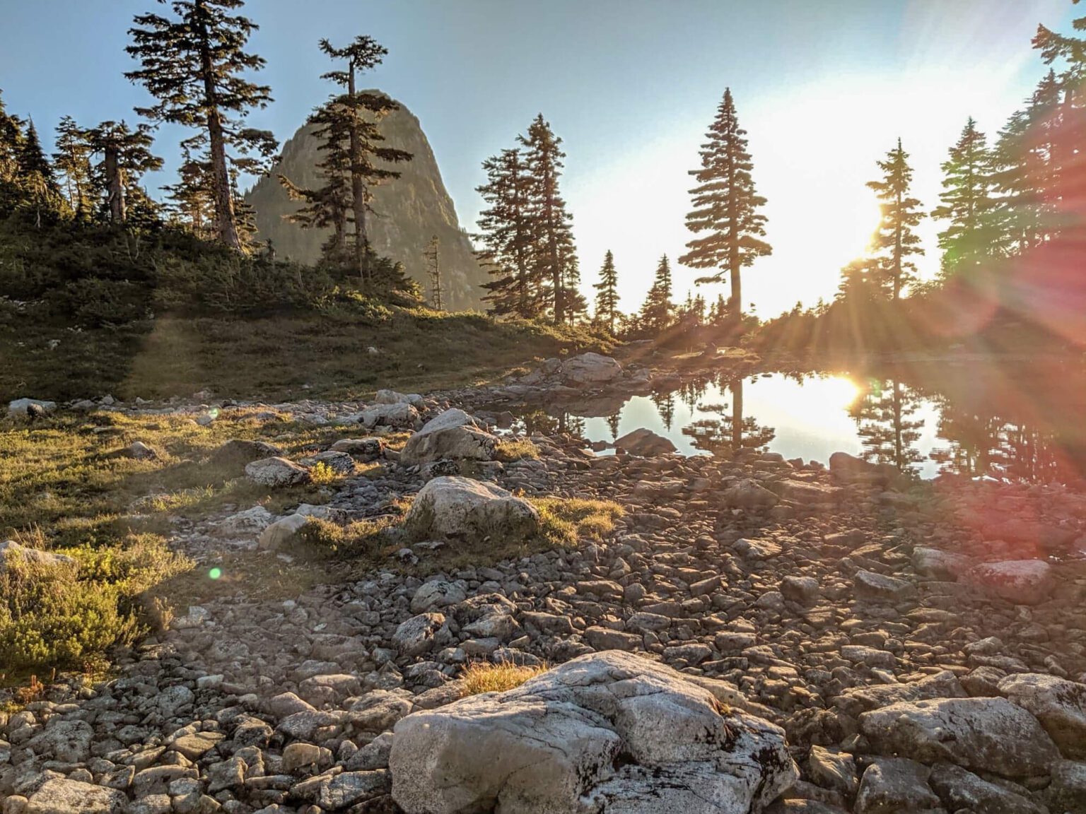 Howe Sound Crest Trail - The Ultimate Guide to Hiking the HSCT